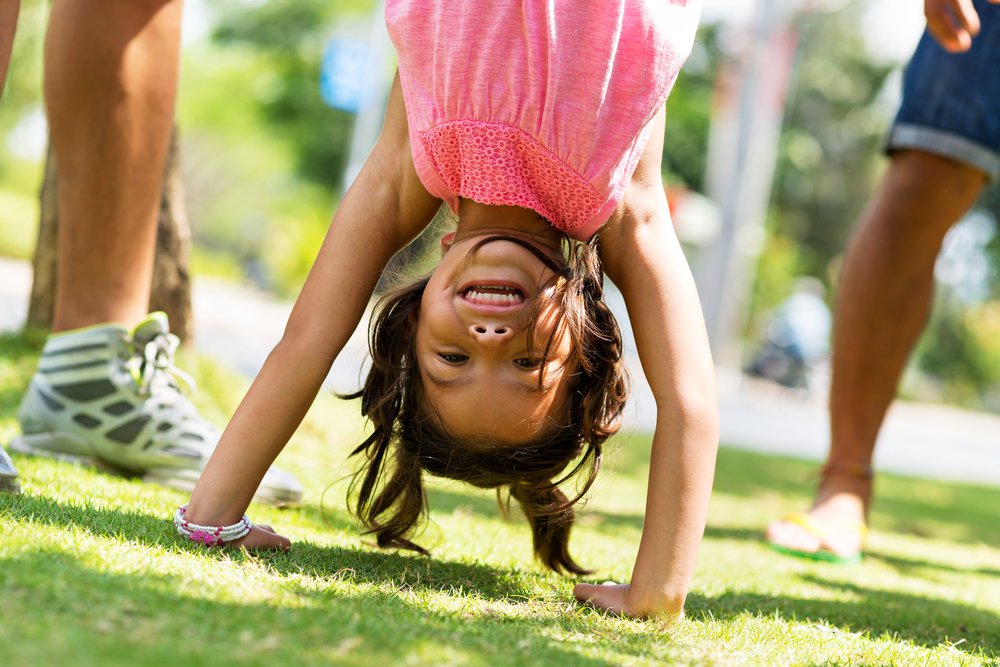 8 Reasons To Get Upside Down - YogaDigest.com